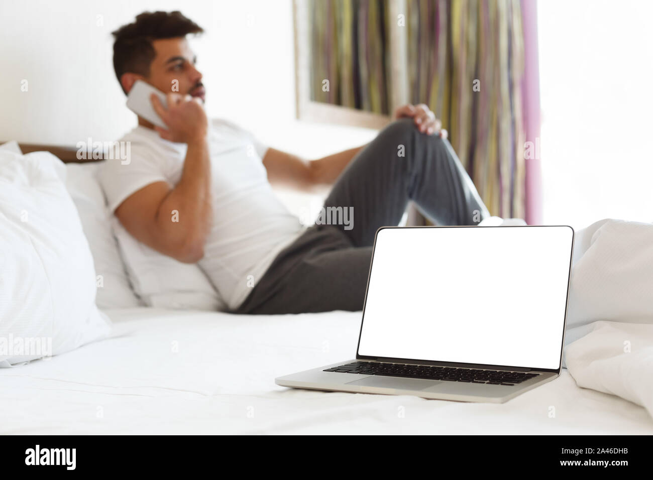 Digital conversation hi-res stock photography and images - Alamy