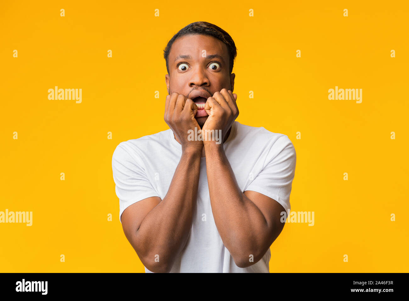 Embarassed hi-res stock photography and images - Alamy