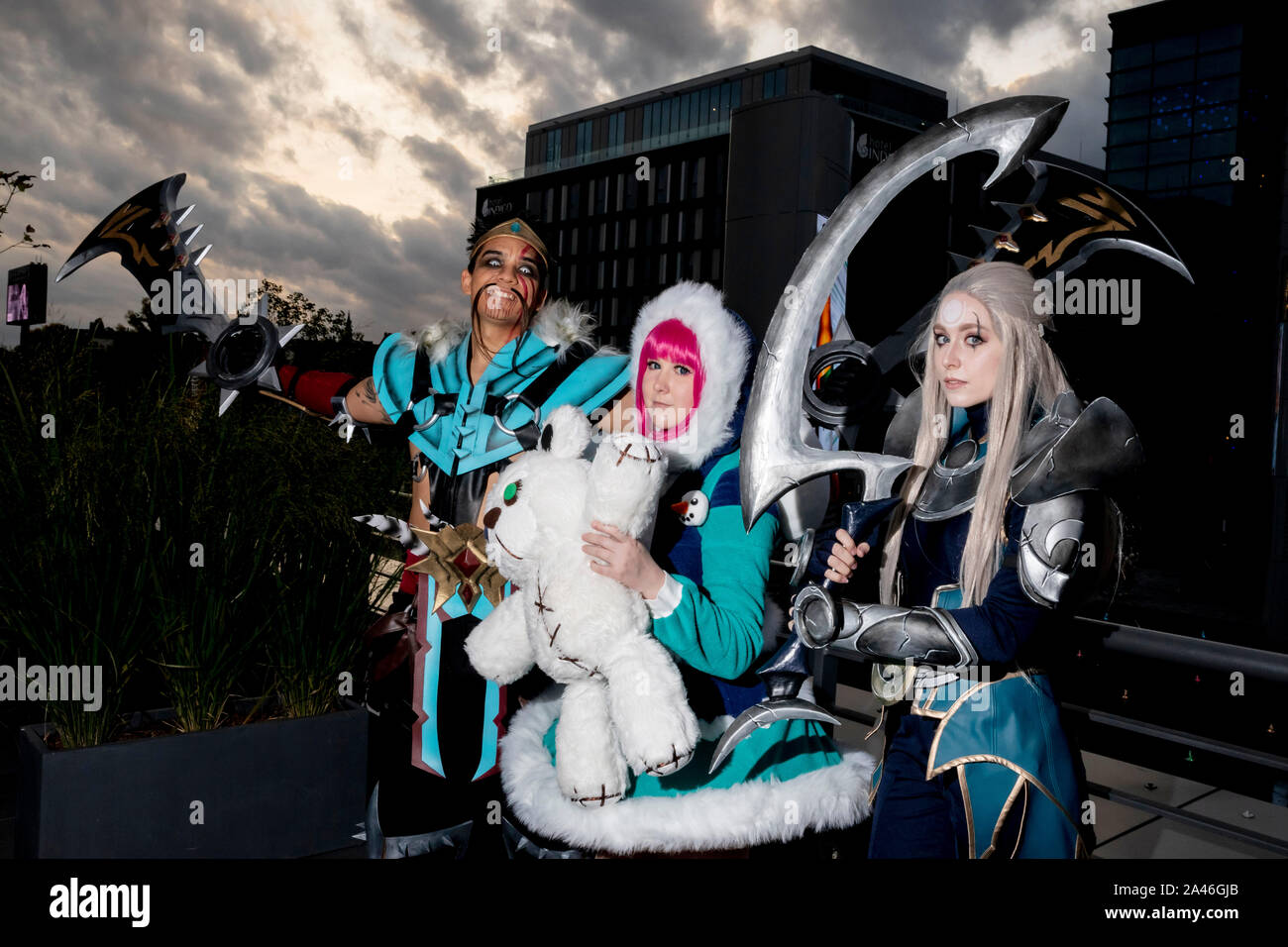 Berlin, Germany. 12th Oct, 2019. The League of Legends performers Jan ...