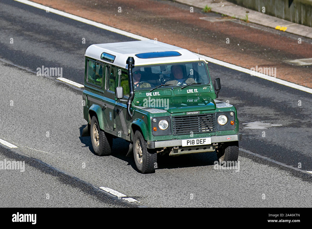 Land rover defender 110 90 hi-res stock photography and images - Alamy