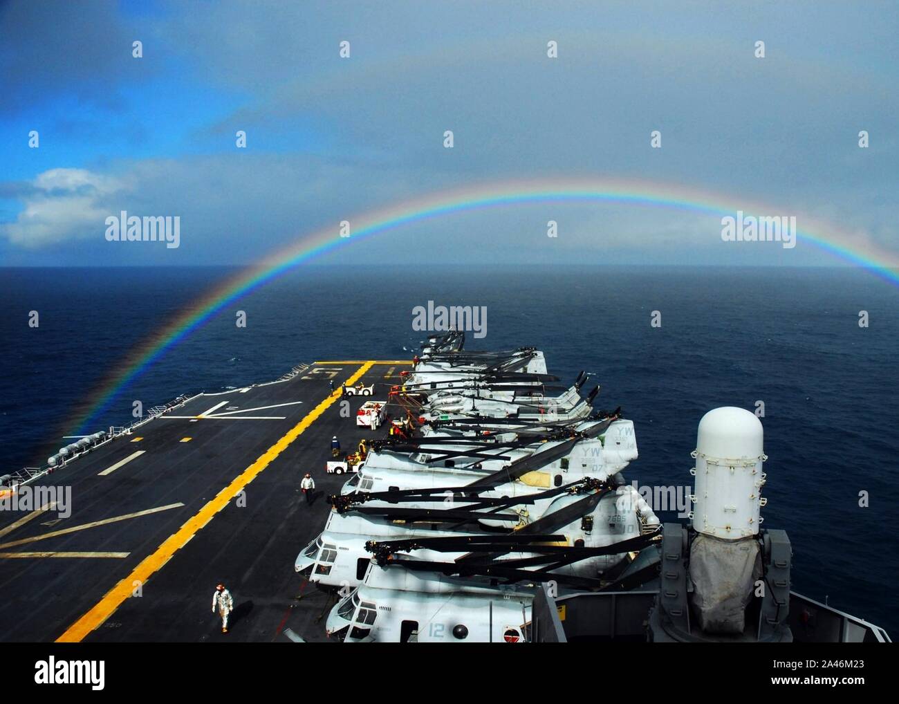 Flight deck rainbow, USS Peleliu (LHA-5 Stock Photo - Alamy