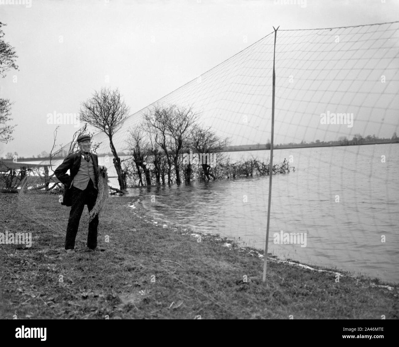 Set netting Black and White Stock Photos & Images - Alamy