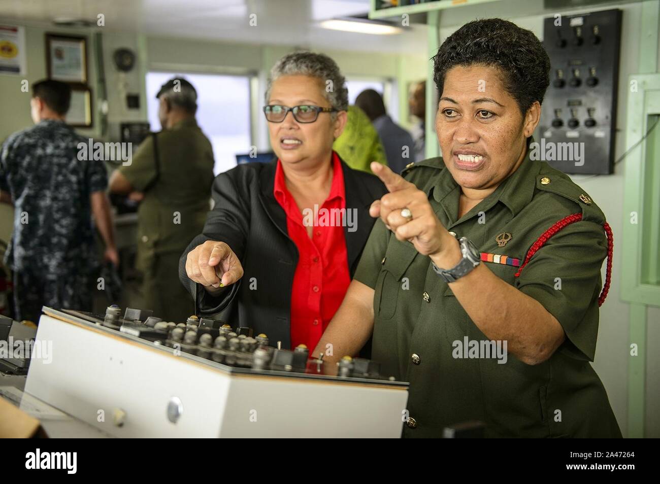 Fiji military tour USNS Mercy during Pacific Partnership 2015 1506 ...