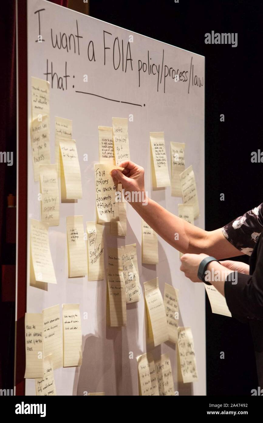 Advisory reference hi-res stock photography and images - Alamy