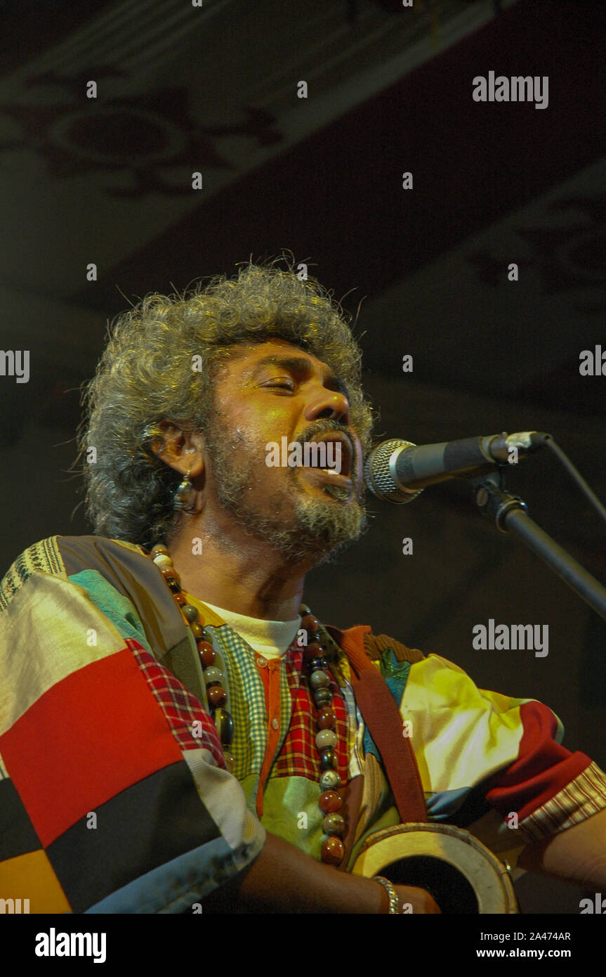 Indian baul dress hi-res stock photography and images - Alamy