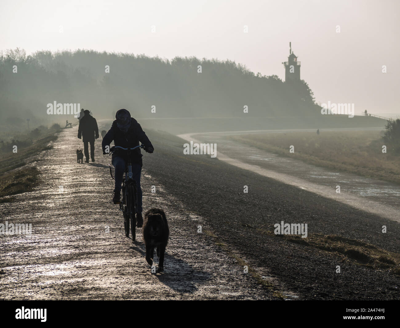 Dike paths hi-res stock photography and images - Alamy