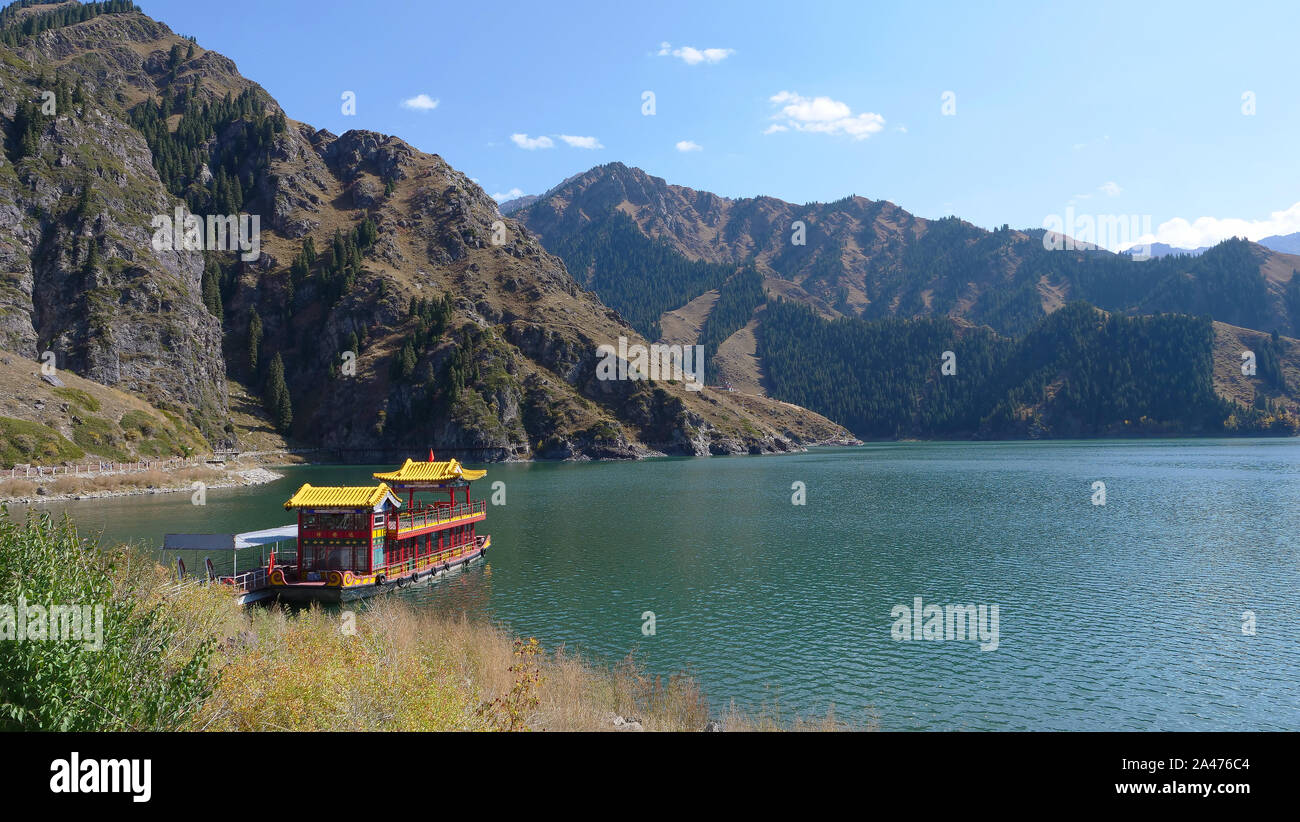 Nature landscape view Heaven Lake of Celestial Mountains in Xinjiang ...