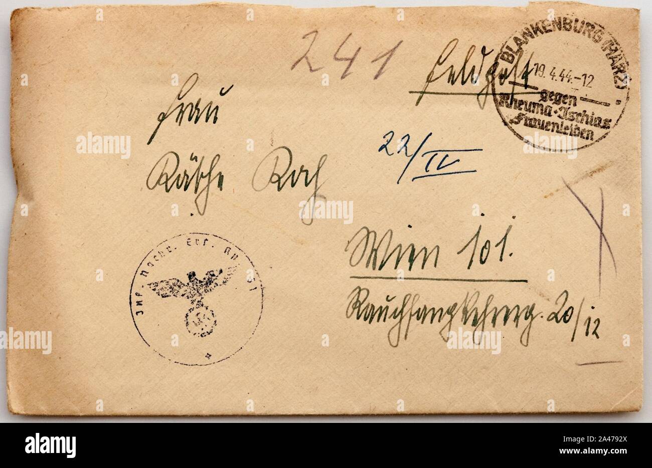 18 04 04 hi-res stock photography and images - Alamy