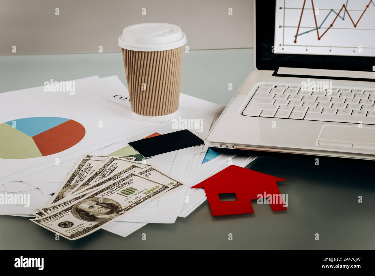 Objects on office table Stock Photo - Alamy