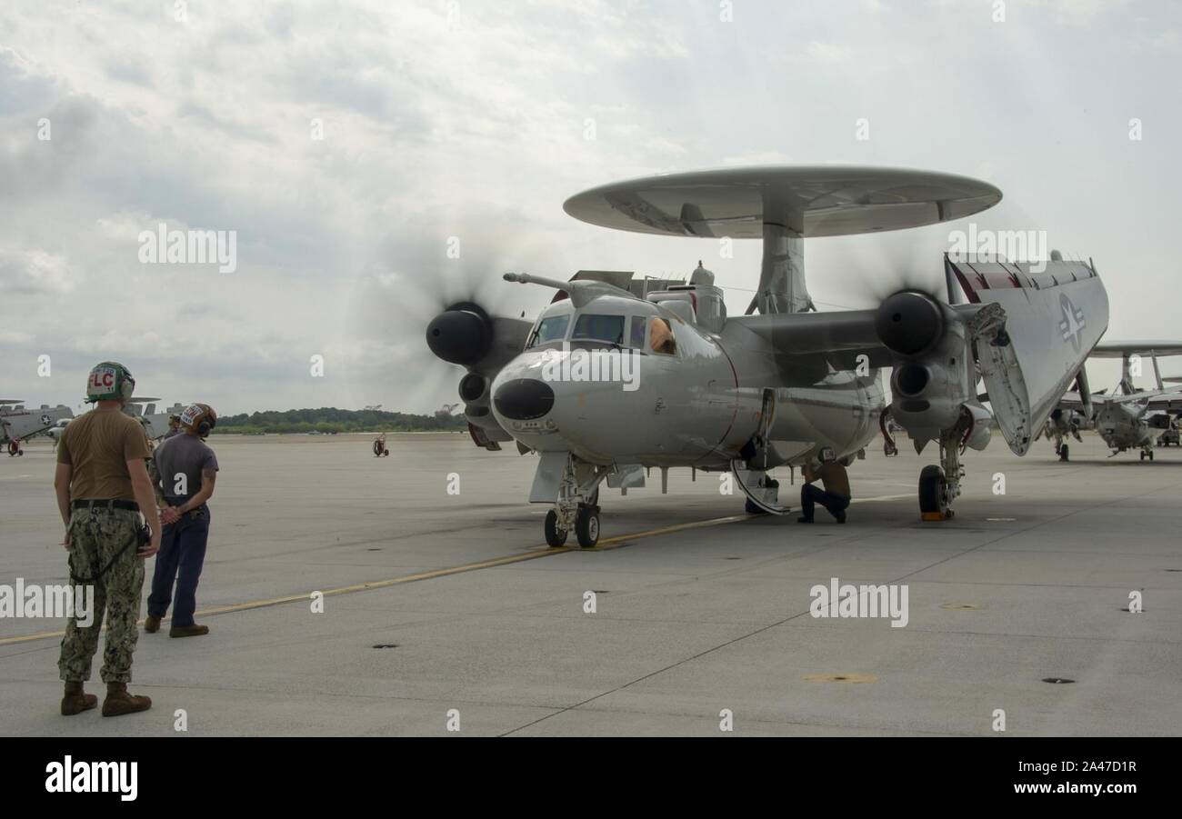 First Grumman E-2D Hawkeye with inflight refueling probe arrives a ...