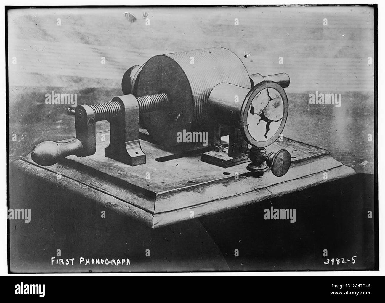First phonograph hi-res stock photography and images - Alamy