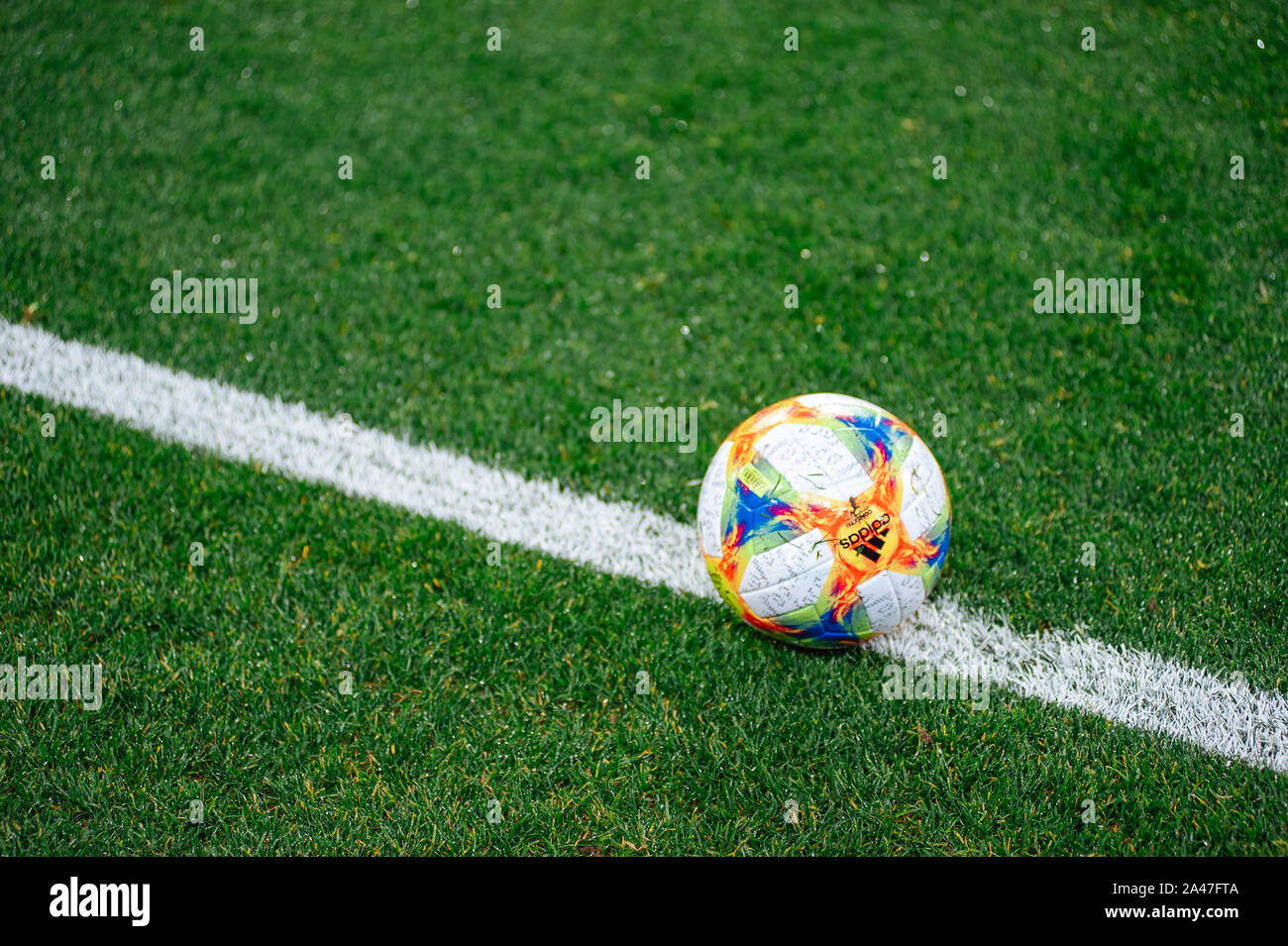 Official european qualifiers ball hi-res stock photography and images ...