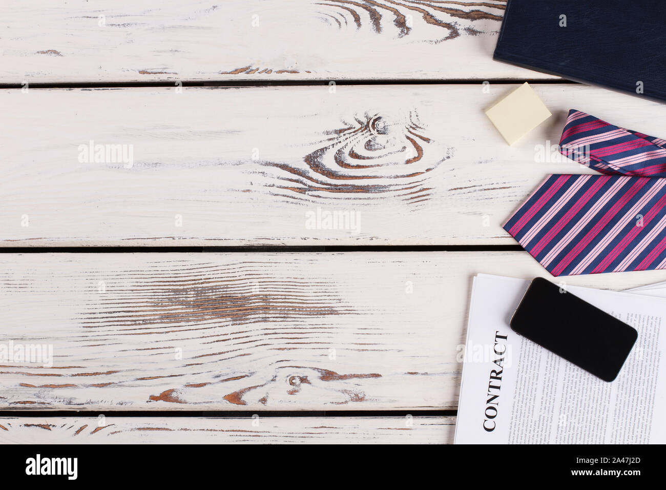 Pink contract hi-res stock photography and images - Alamy