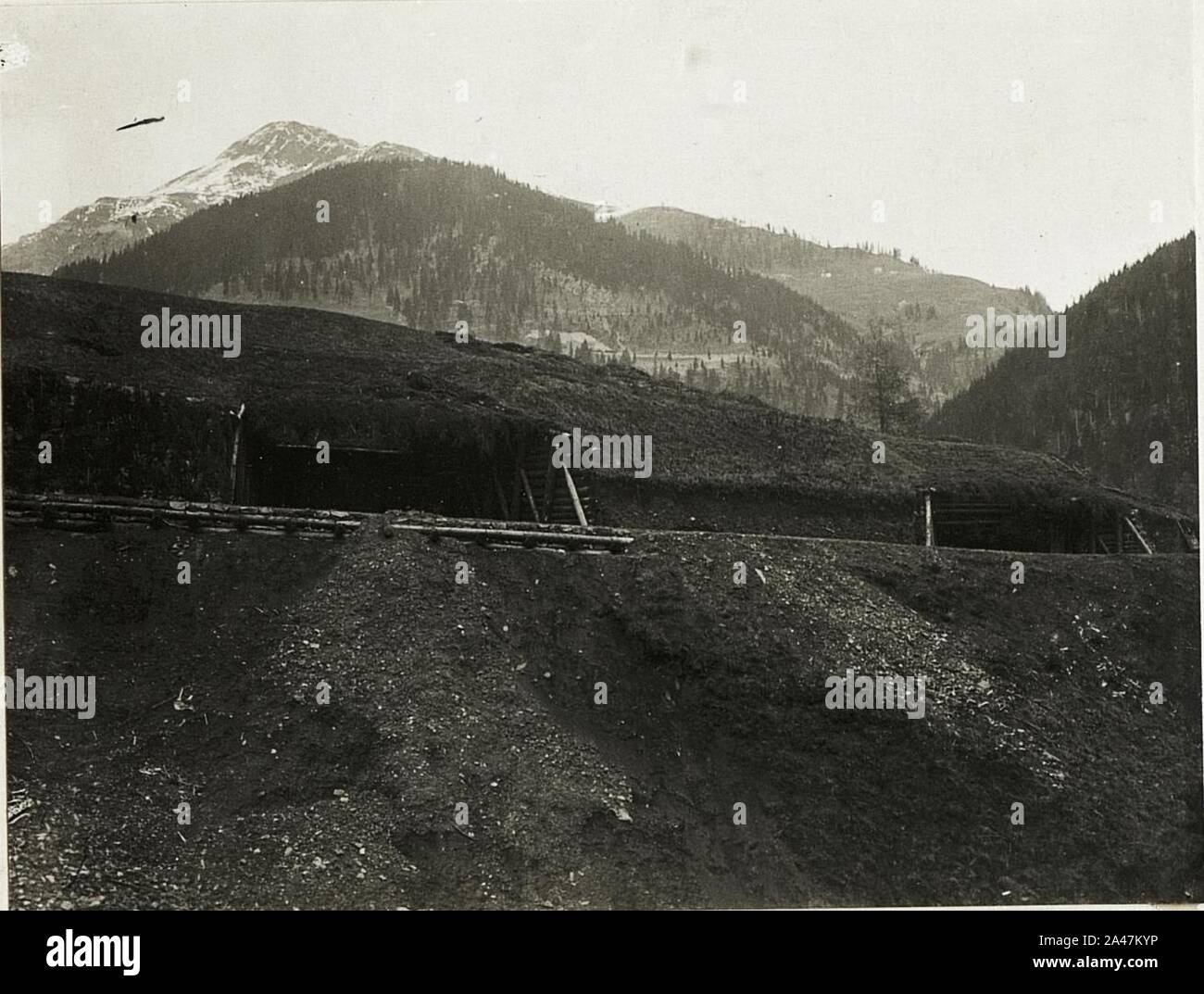 Feindliche artillerie hi-res stock photography and images - Alamy