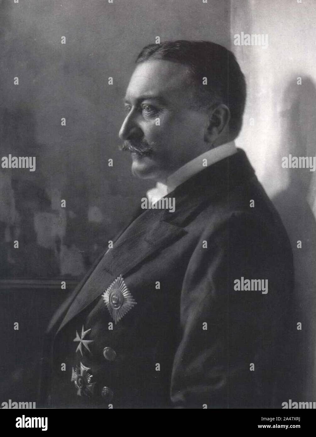 Ferdinand Graf von Zeppelin Profil Stock Photo - Alamy