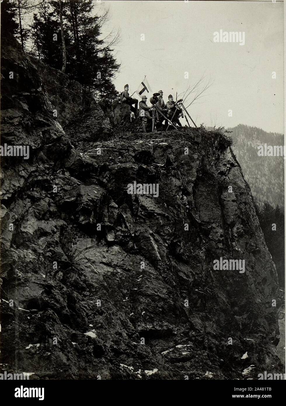 Fernsignal Patrouille. Optische Station für Nacht mit Zeiss Apparat bei ...
