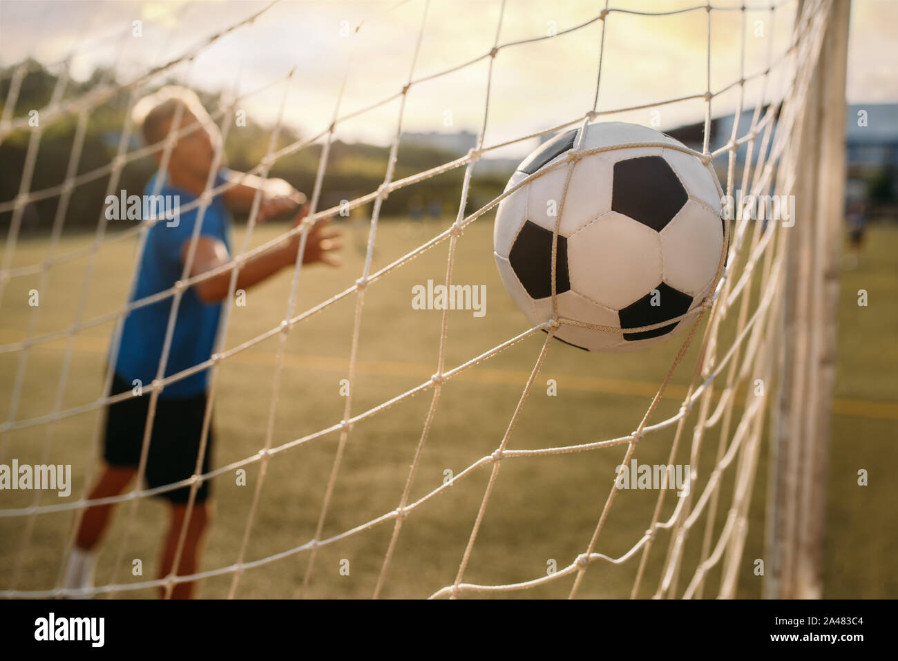 Youth soccer goalkeeper training hi-res stock photography and images ...