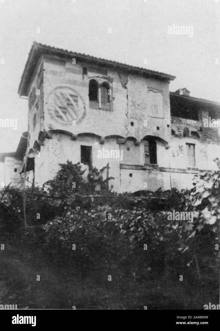 Fig 129, castello di pombia del sec XVI, fronte a mezzodi, p212, foto ...