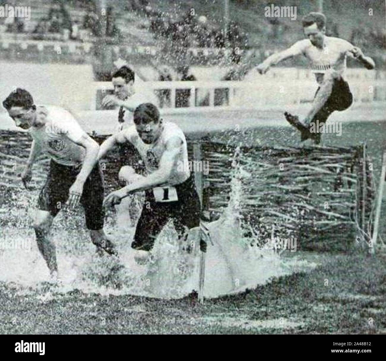 3000 metres steeple hi-res stock photography and images - Alamy