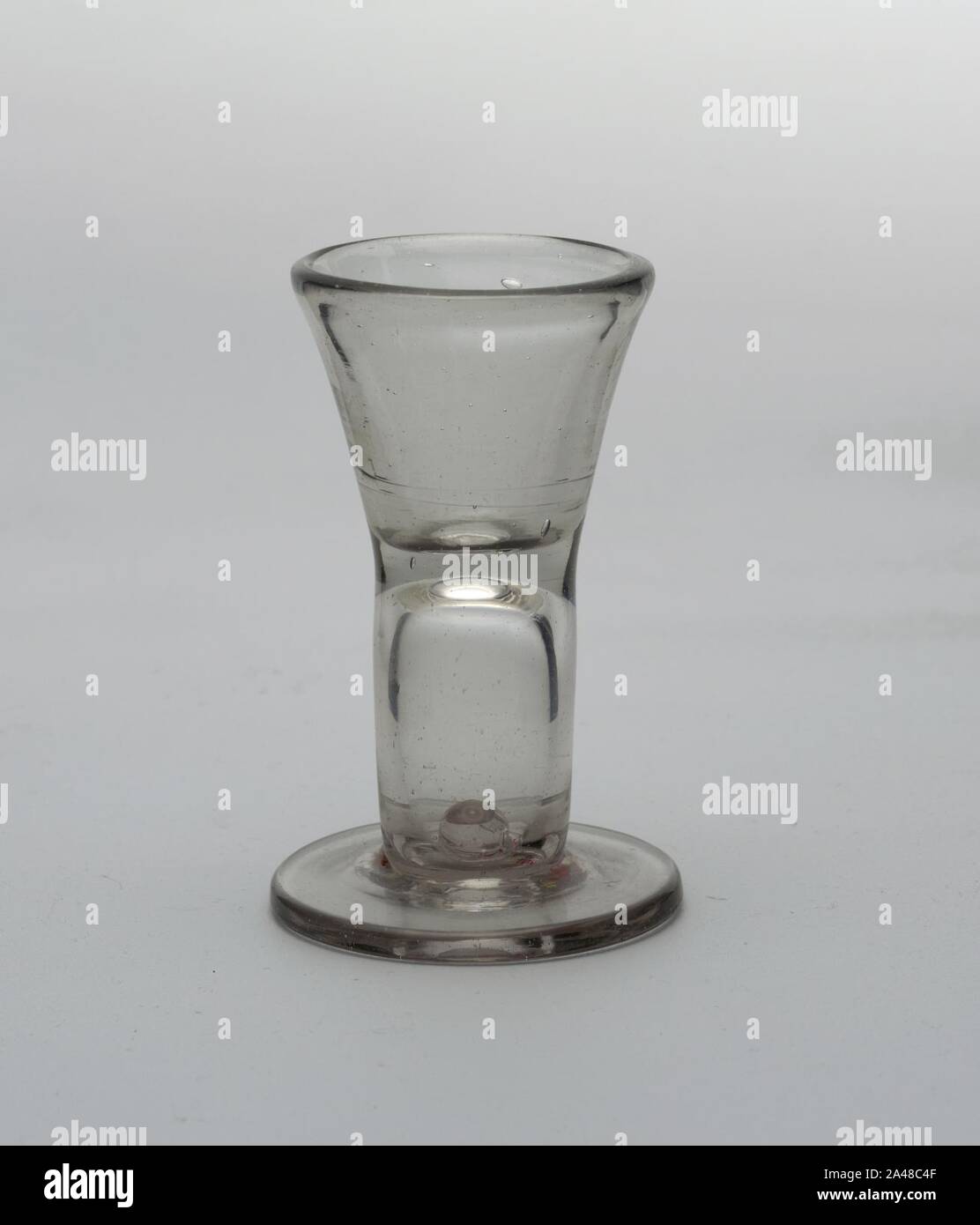 Firing glass hi-res stock photography and images - Alamy