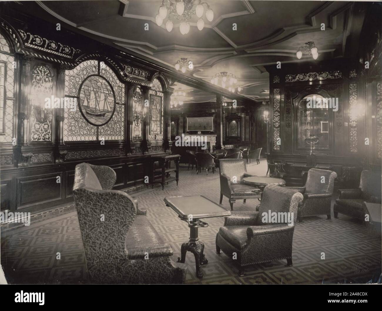 Smoking room vintage hi-res stock photography and images - Alamy