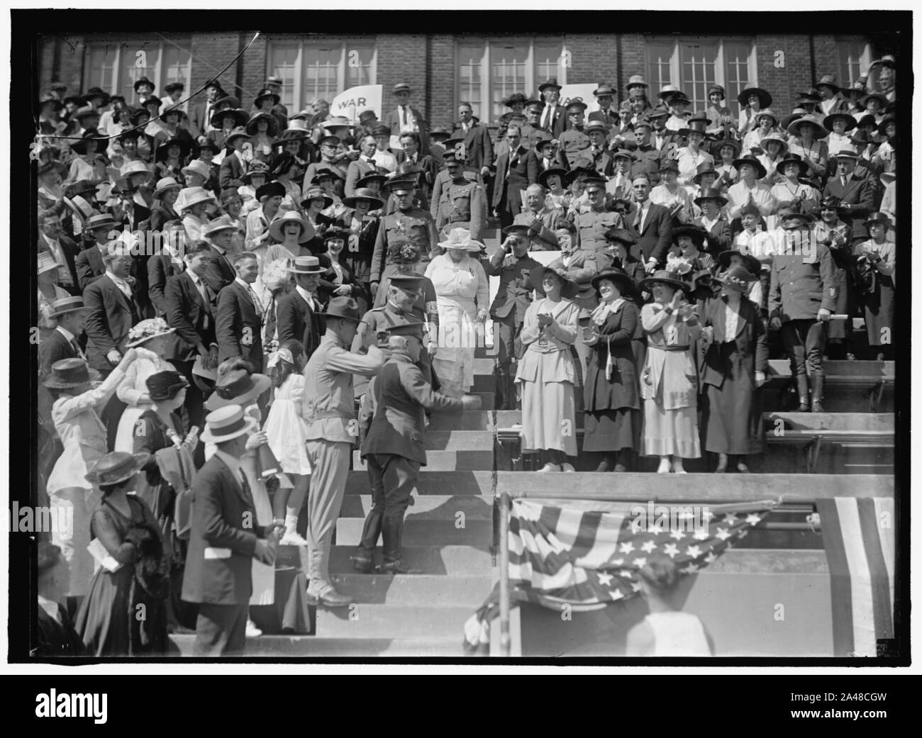 FIRST DIVISION, A.E.F. AMERICAN EXPEDITIONARY FORCES. PERSHING AND ...