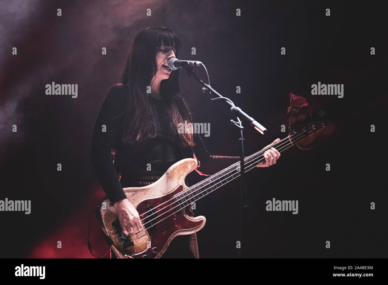 Paz lenchantin bassist hi-res stock photography and images - Alamy