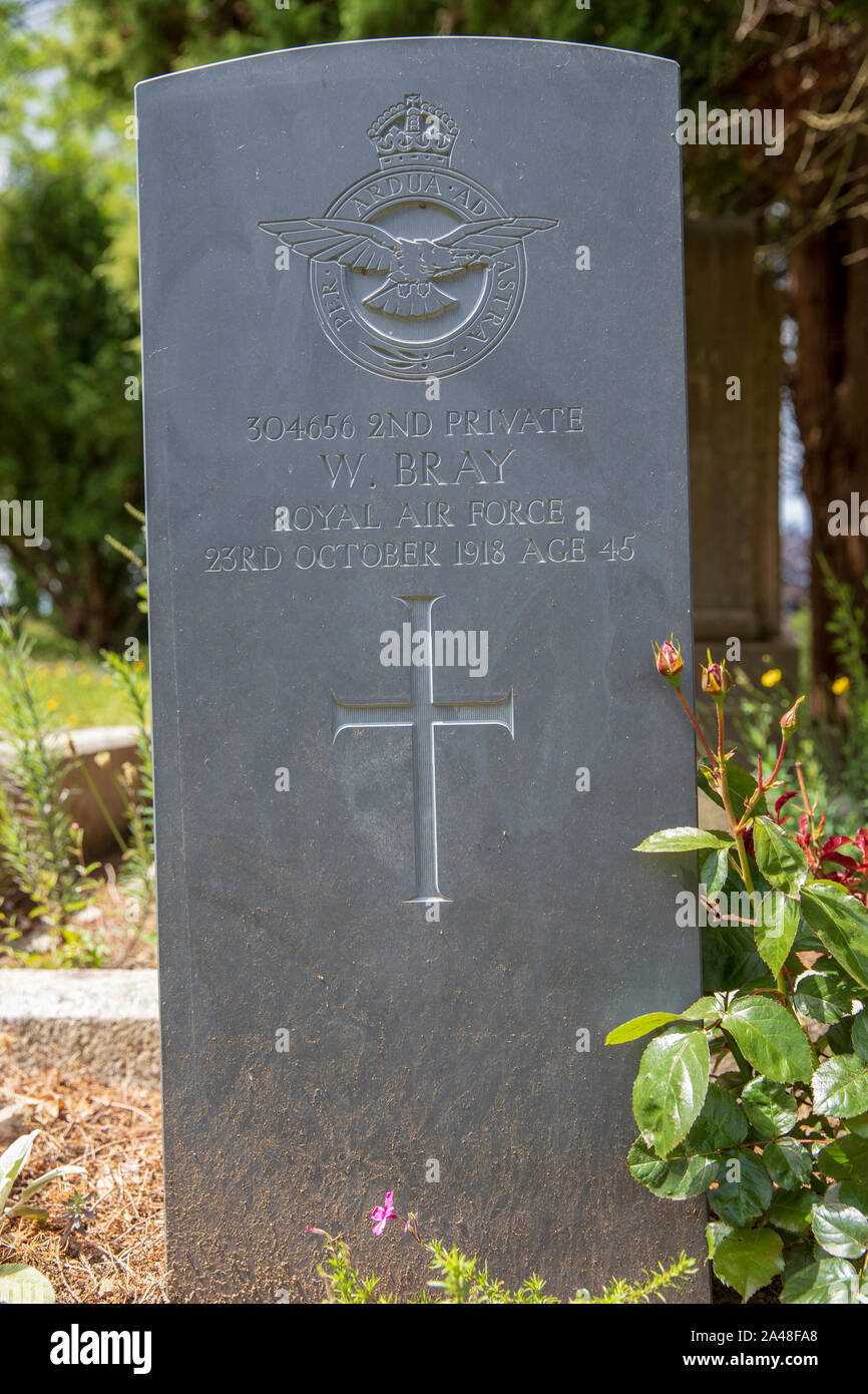 Bray military cemetery hi-res stock photography and images - Alamy