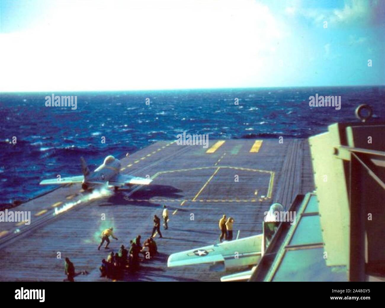 Uss intrepid launch hi-res stock photography and images - Alamy