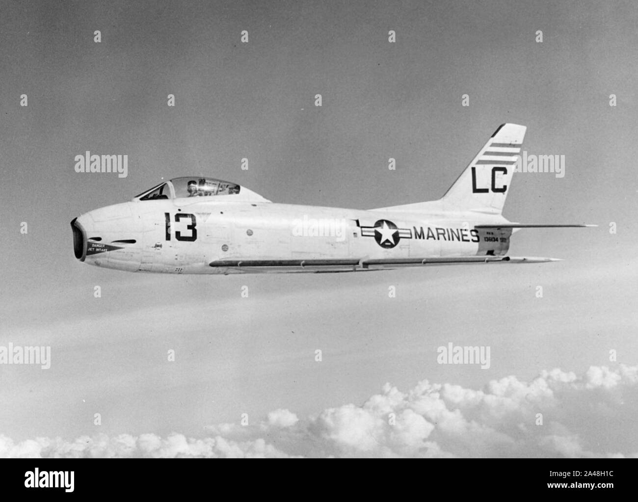 Vmf 122 hi-res stock photography and images - Alamy