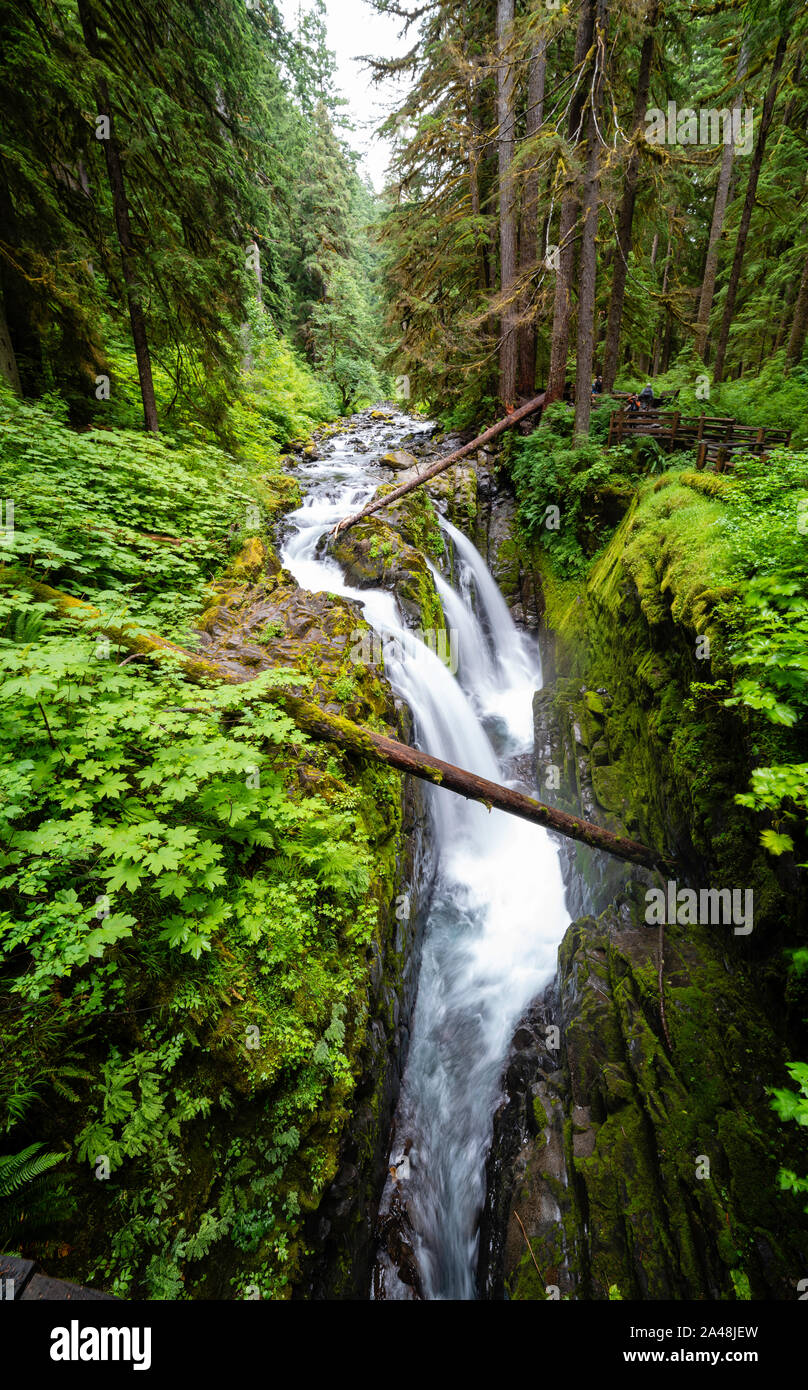 Split rock falls hi-res stock photography and images - Alamy