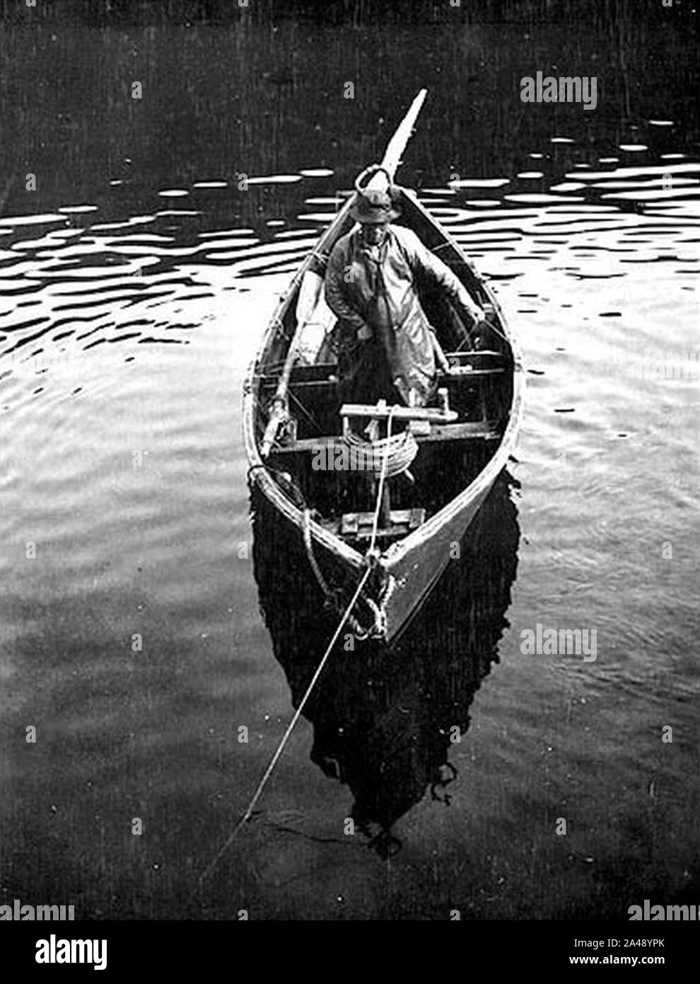 Hand lining hi-res stock photography and images - Alamy