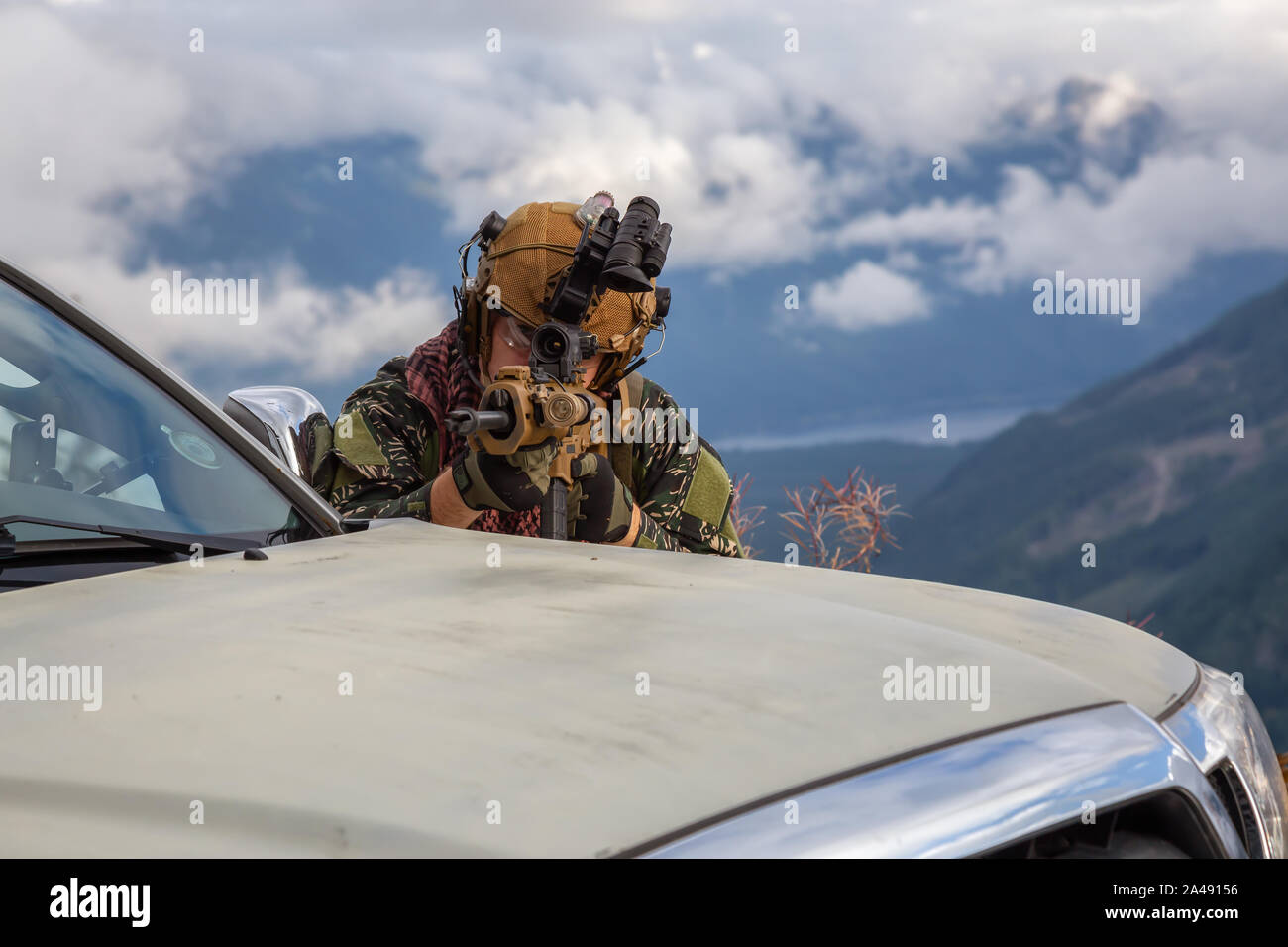Canadian army truck hi-res stock photography and images - Alamy