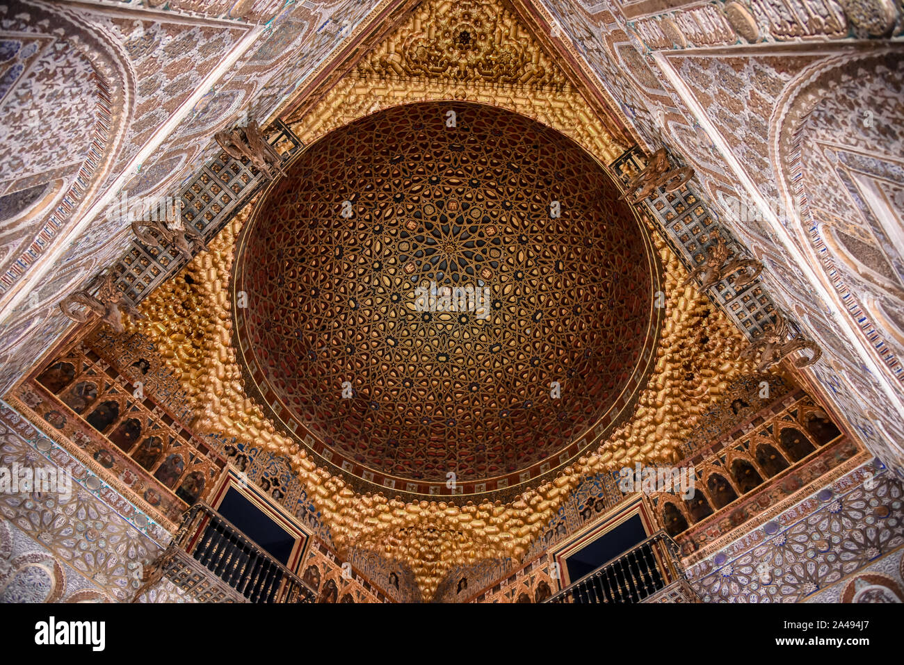 Cupole building hi-res stock photography and images - Alamy