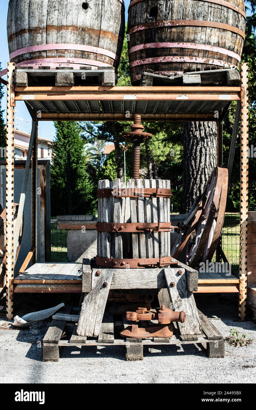 Antique olive press hi-res stock photography and images - Alamy