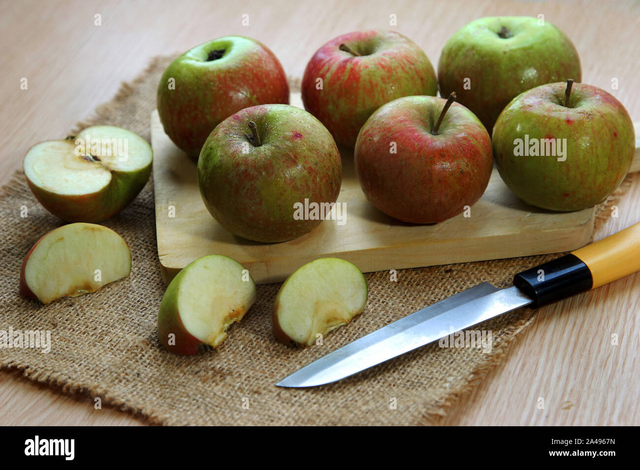 Apple wallpapers hi-res stock photography and images - Alamy