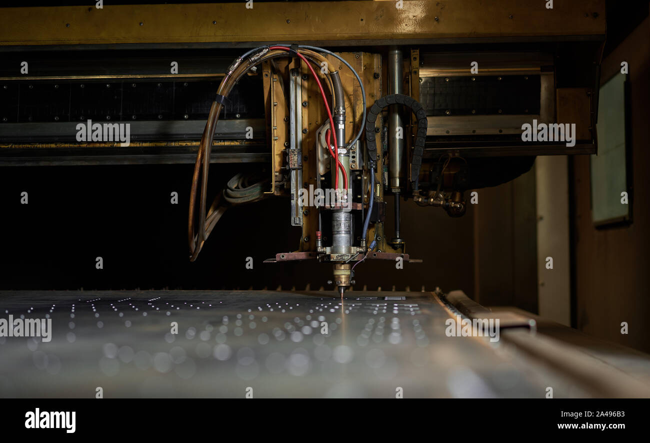 Laser work hi-res stock photography and images - Alamy