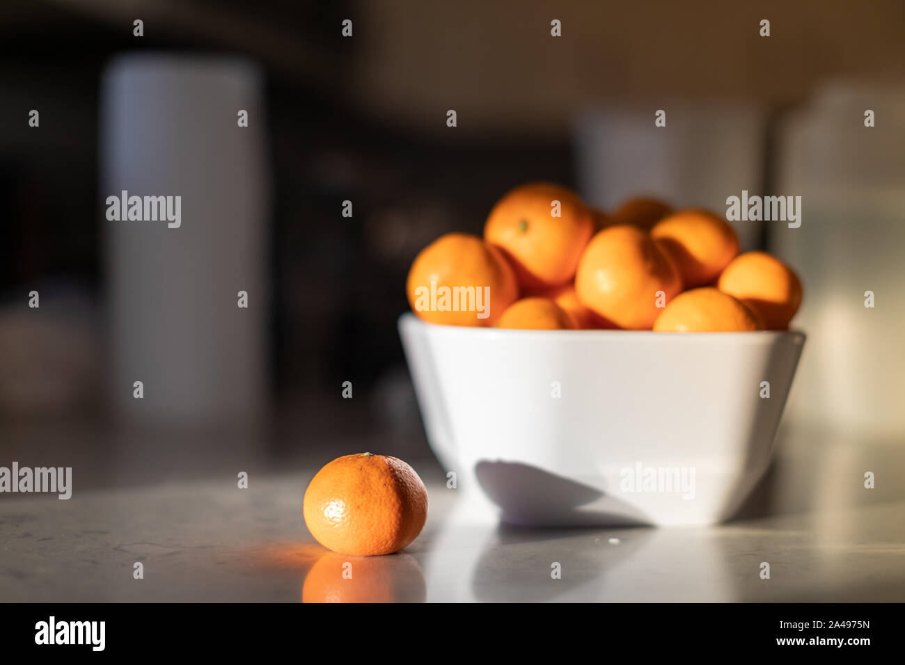 Tangerine chicken hi-res stock photography and images - Alamy