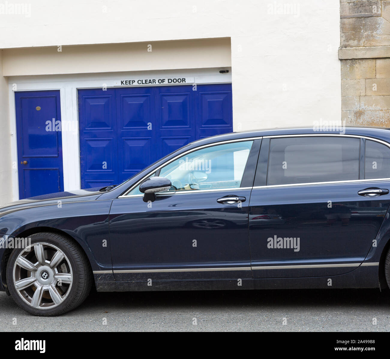 Blocking door hi-res stock photography and images - Alamy