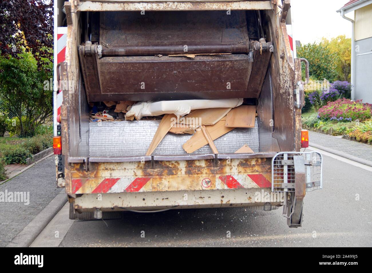 Bulky waste container hi-res stock photography and images - Alamy