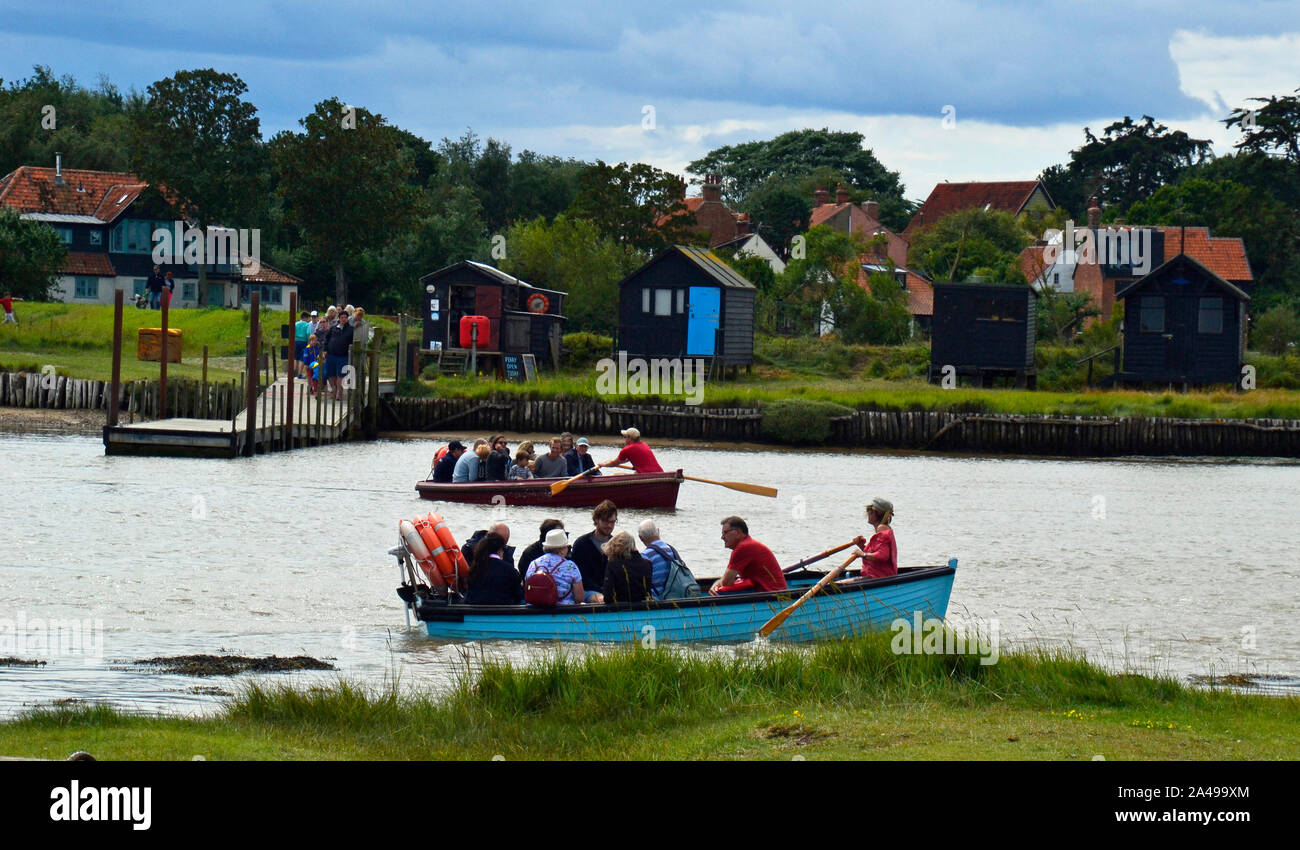 Walberswick ferry across river blyth to southwold hi-res stock ...