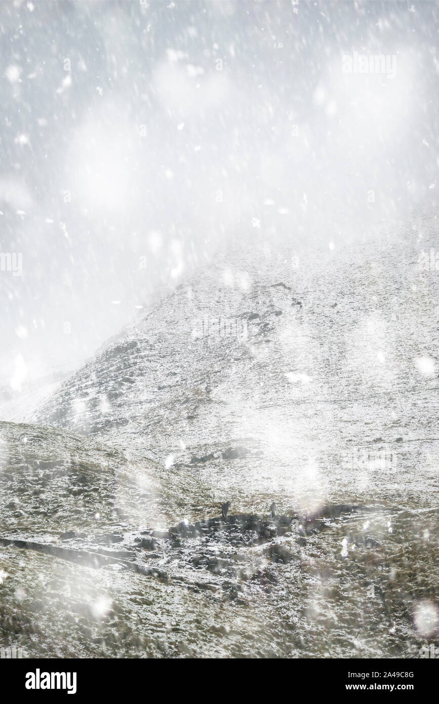 Stunning Winter landscape image around Mam Tor countryside in Peak ...