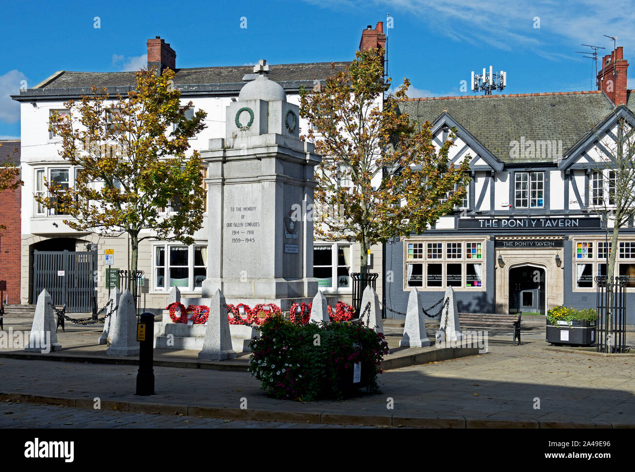 Pontefract west riding of yorkshire hi-res stock photography and images ...