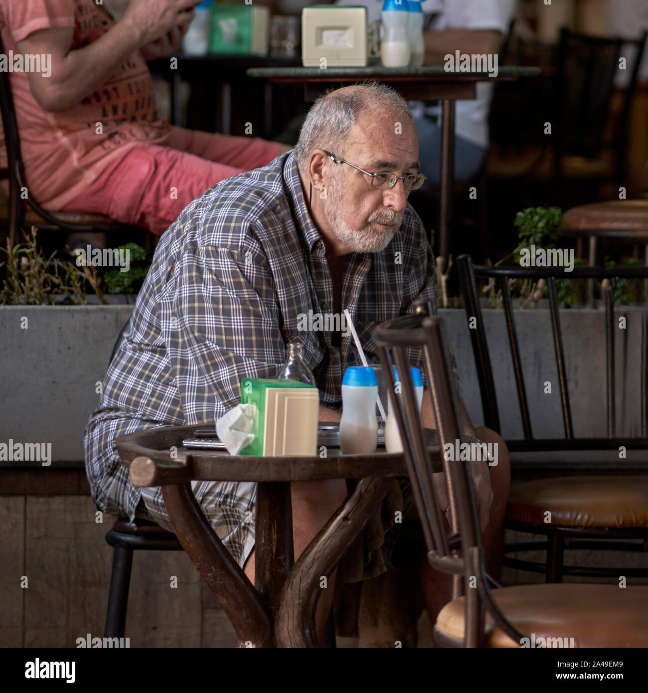 Man in deep thinking hi-res stock photography and images - Alamy