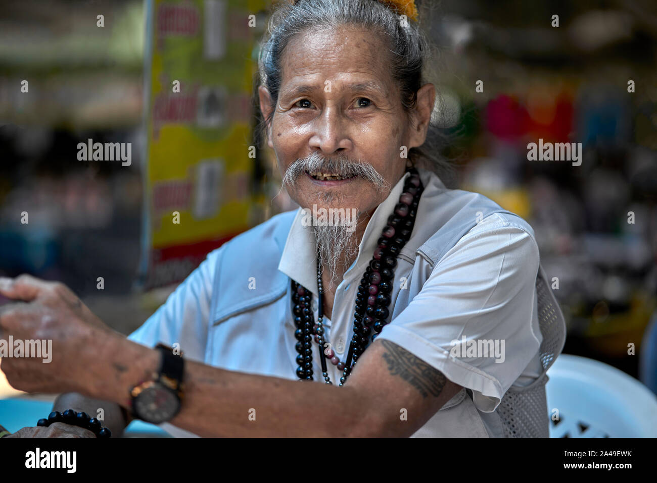 Seniors senior citizen citizens hi-res stock photography and images - Alamy