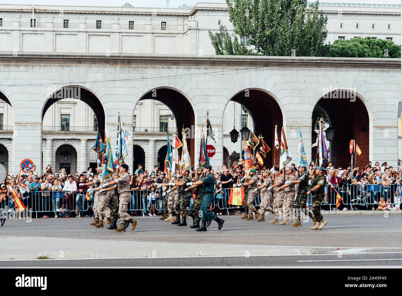 March marching men national parade ceremony hi-res stock photography ...