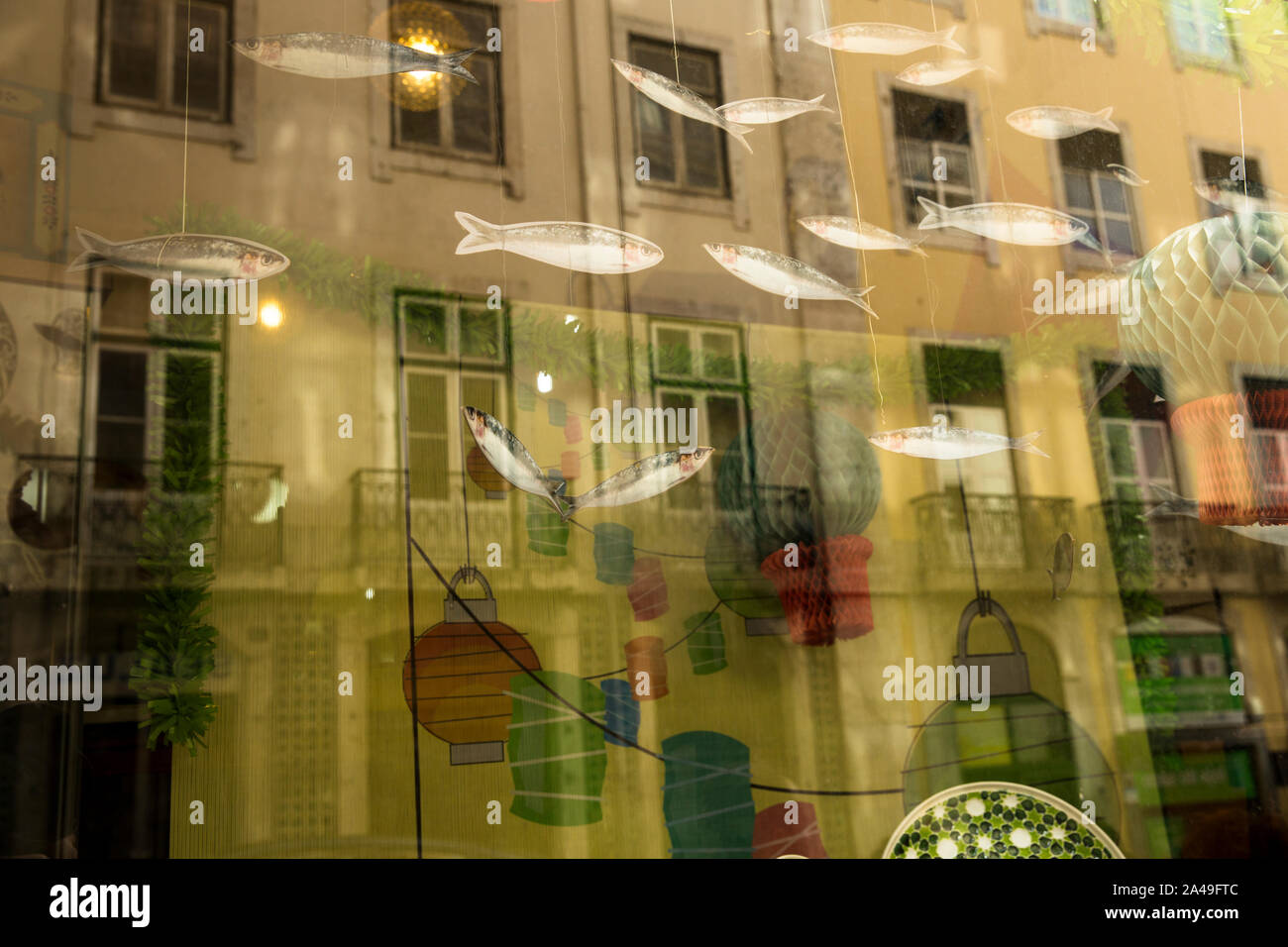 Lisbon sardine shop hi-res stock photography and images - Alamy
