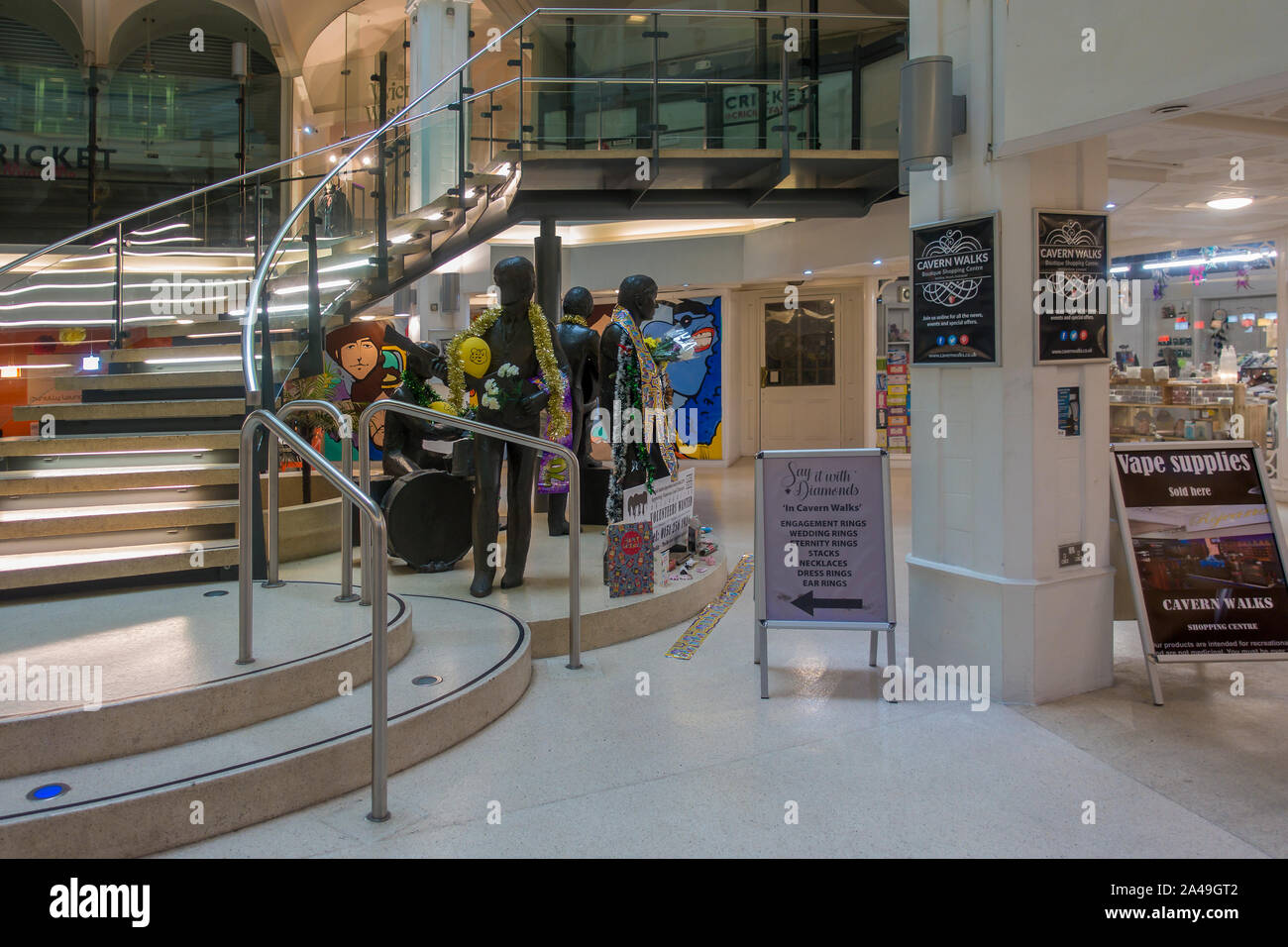 Liverpool shopping cavern hi-res stock photography and images - Alamy