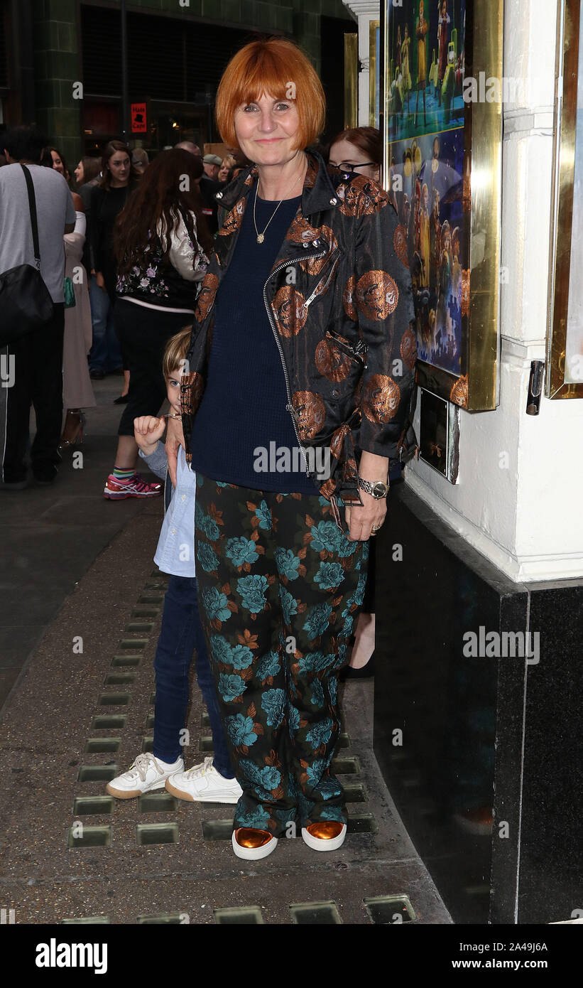 Annie mary hi-res stock photography and images - Alamy