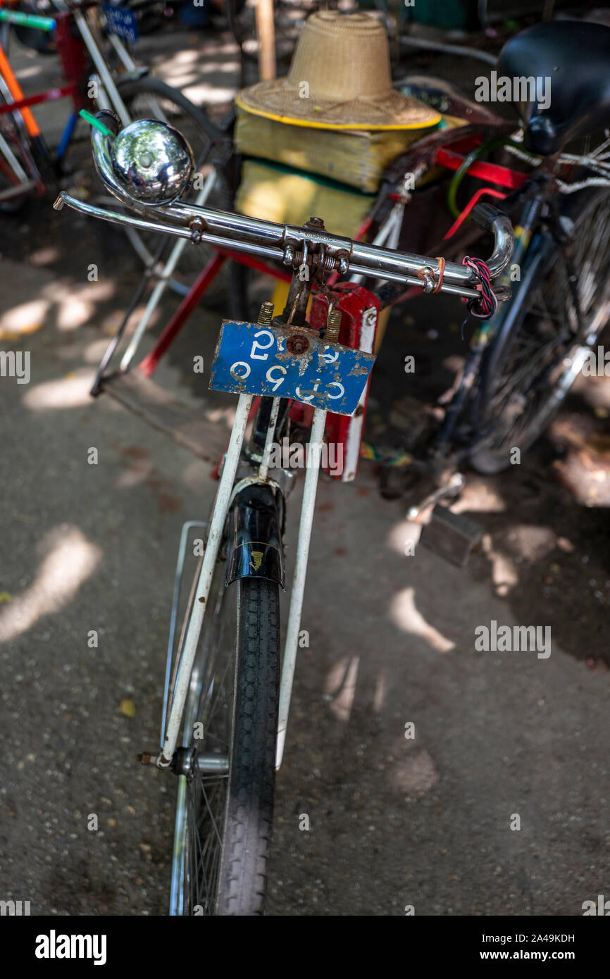 Bicycle rickshaw on the streets of Yangon, Myanmar Stock Photo - Alamy